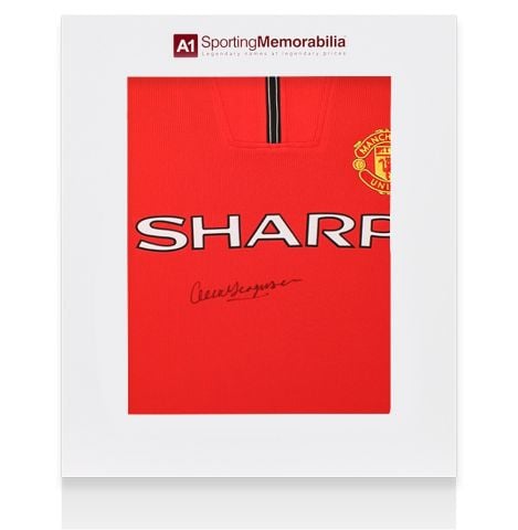 Manchester United Signed Memorabilia - Football shirts and pictures ...