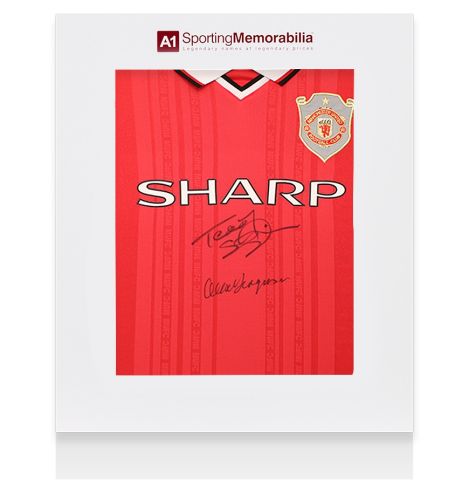 Manchester United Signed Memorabilia - Football shirts and pictures ...