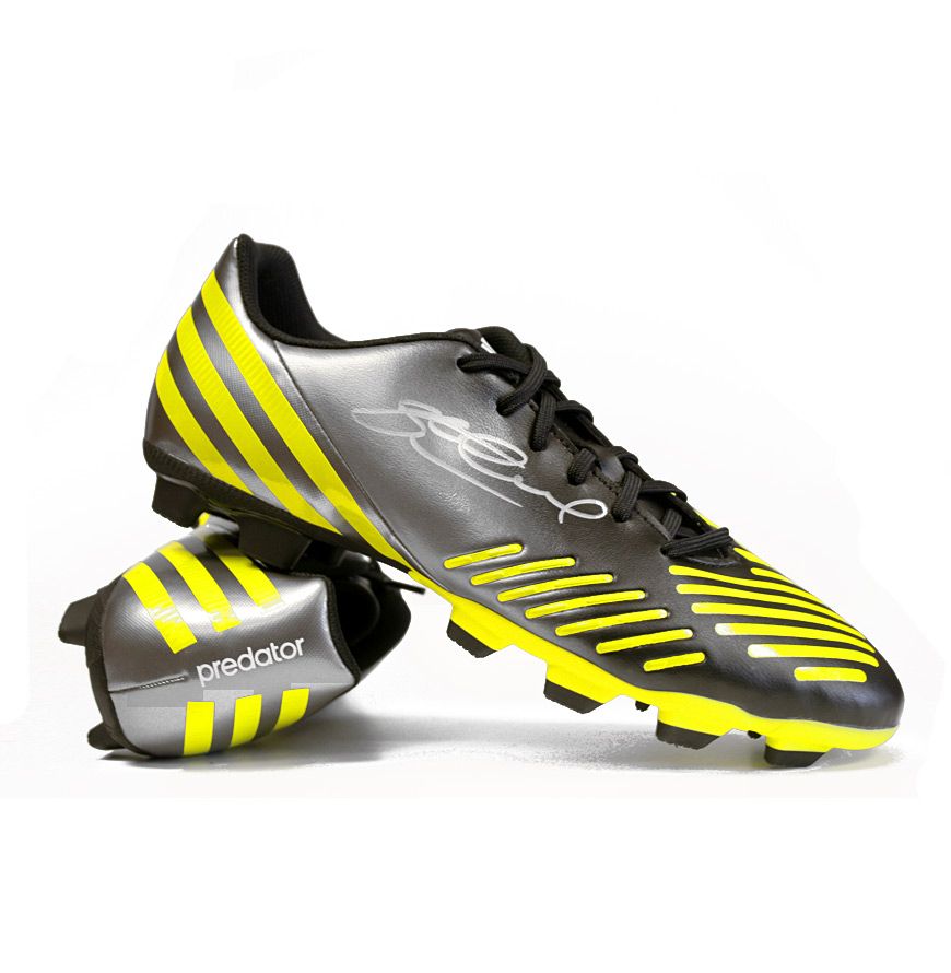 Adidas Predator TRX football boot hand signed by Steven Gerrard - Black ...